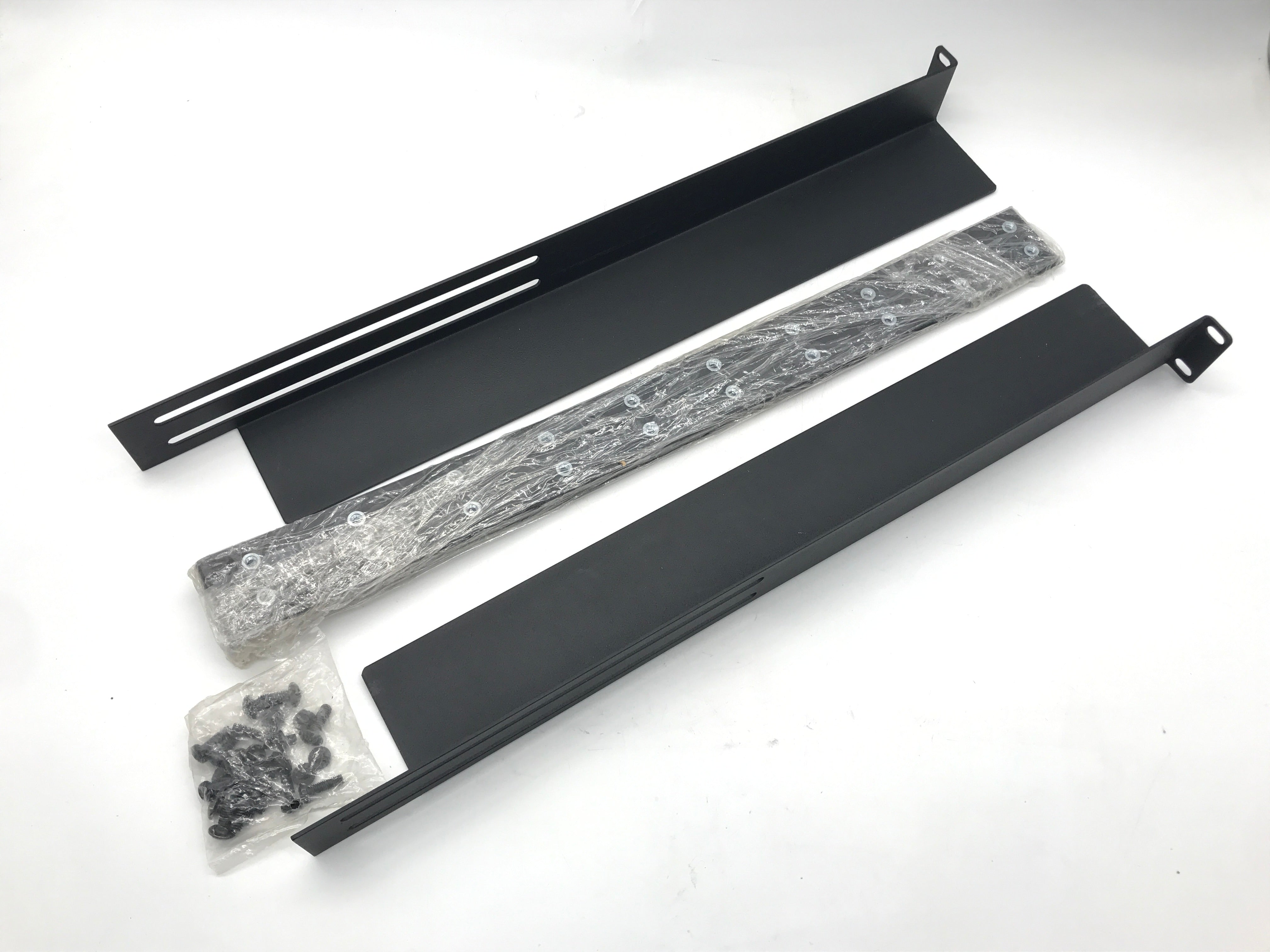 Amerimax 2 Pair Lot Adjustable Depth 4-Post Rack Mount Server Shelf Ra ...